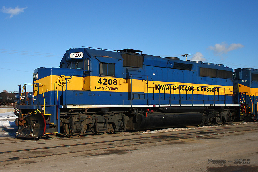 ICE 4208 - EMD GP40-2